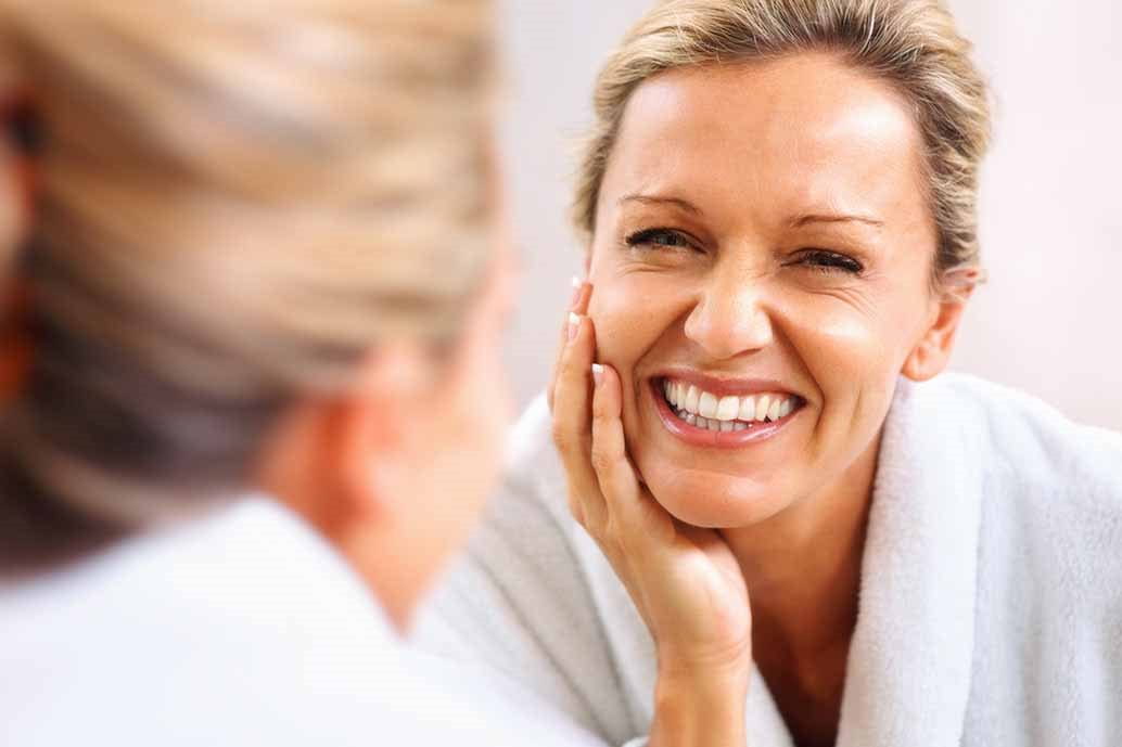Migliore crema viso in menopausa: come sceglierla | Eucerin Migliore crema viso in menopausa: come sceglierla | Eucerin